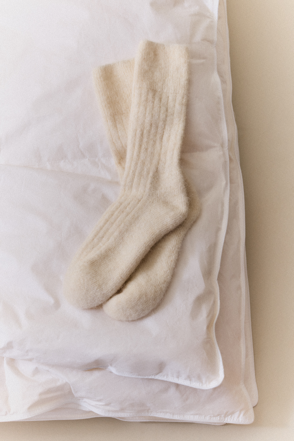 Ultra Soft Ribbed Bed Socks | Clotted Cream | Pairs – Pairs Socks
